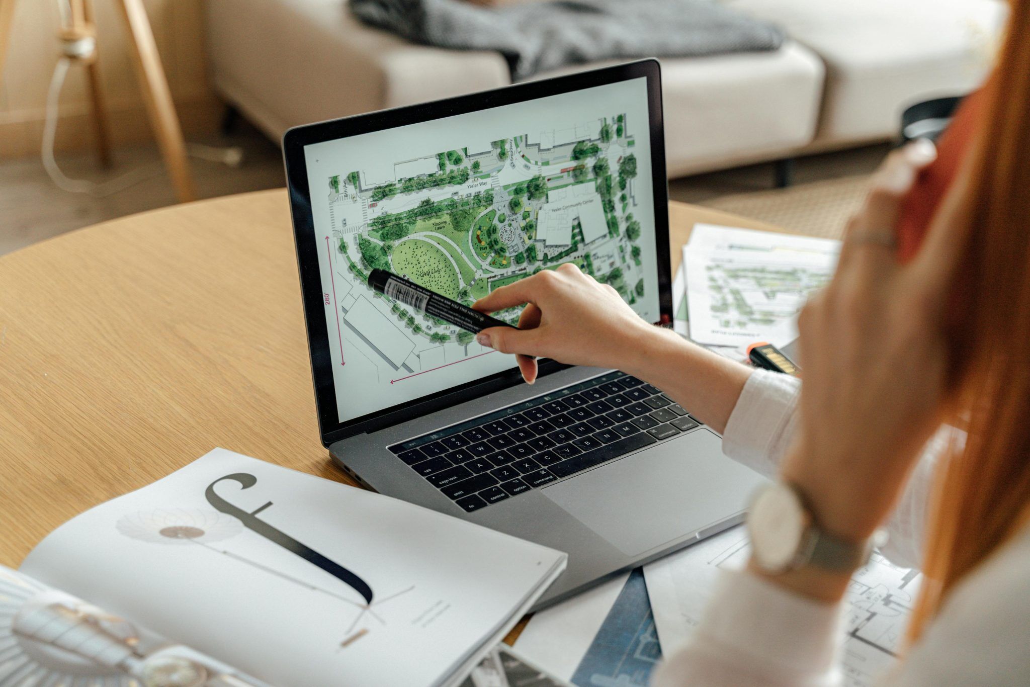 What is Computer Graphics? Define its applications. - Digital Discite